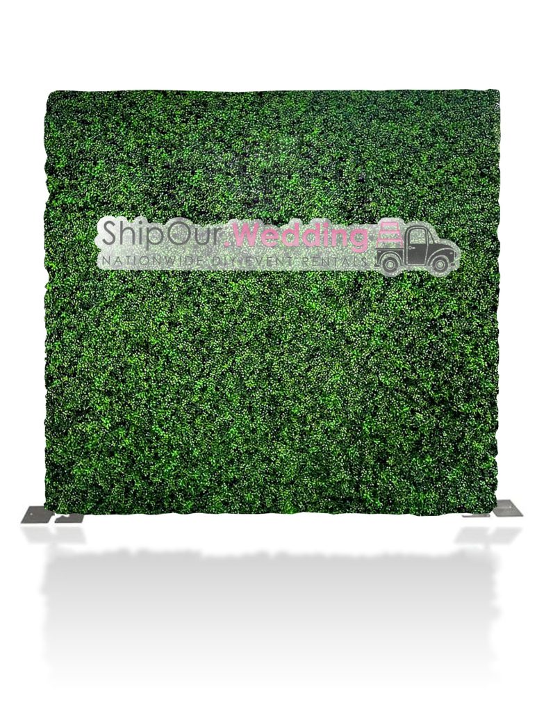 boxwood_backdrop_photo - Ship Our Wedding DIY Rentals